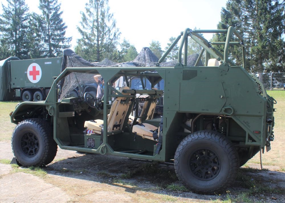 WarWheels.Net - M1297 Army-Ground Mobility Vehicle/Flyer 72 Advanced Light Strike Vehicle Photos